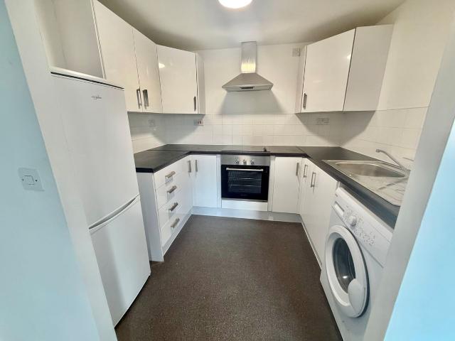 Mansfield Road, Nottingham NG1, 1 bed flat to rent, £805 pcm | PrimeLocation
