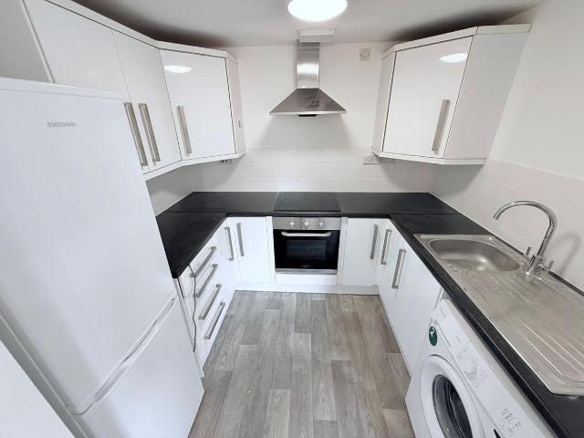 Mansfield Road, Nottingham NG1, 1 bed flat to rent, £805 pcm | PrimeLocation