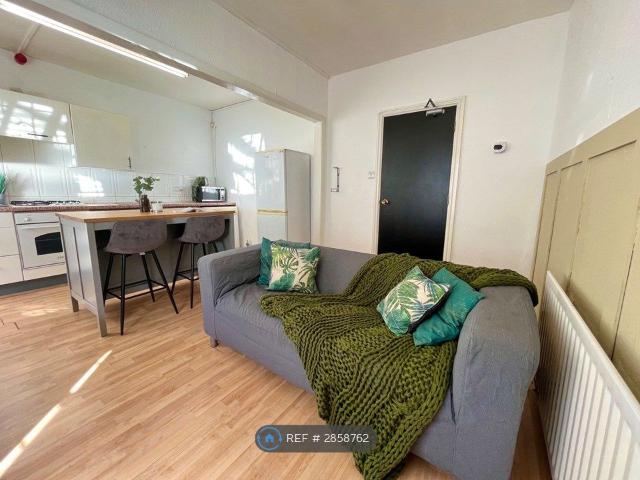 Mansfield Road, Nottingham NG1, 2 bed flat to rent, £1,250 pcm | PrimeLocation