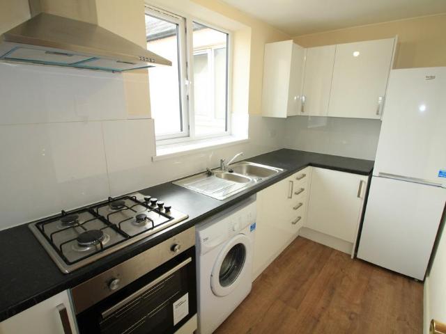 Mansfield Road, Nottingham NG1 3 bed flat to rent £1,495 pcm £345 pw