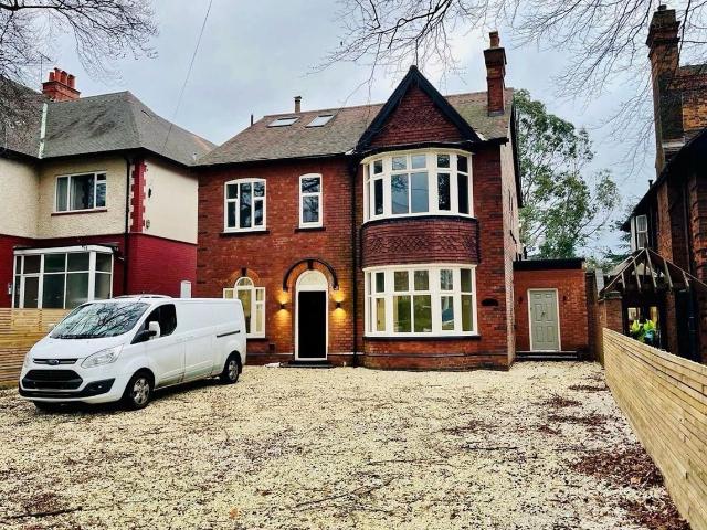 Mansfield Road, Nottingham NG5, 5 bed detached house to rent, £2,750 pcm | PrimeLocation