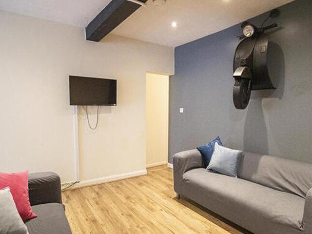 Mansfield Road, Nottingham, 5 Bedroom House