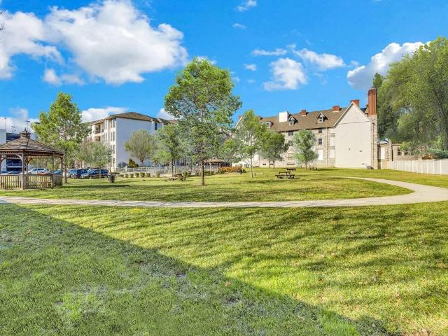 Mansion at Bala 1 Bedroom Apartment for Rent at 4700 City Ave, Philadelphia, PA 19131 Wynnefield