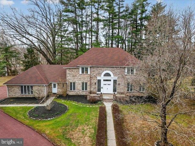 Mansion Hill Dr, Ewing, Home For Sale