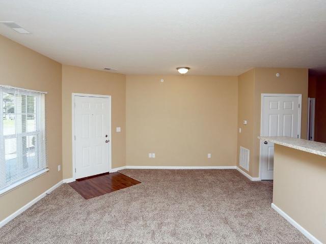Mansion Row 2 Bedroom Apartment for Rent at 2602 Mansion Dr, Indianapolis, IN 46222 Marian Cold Springs