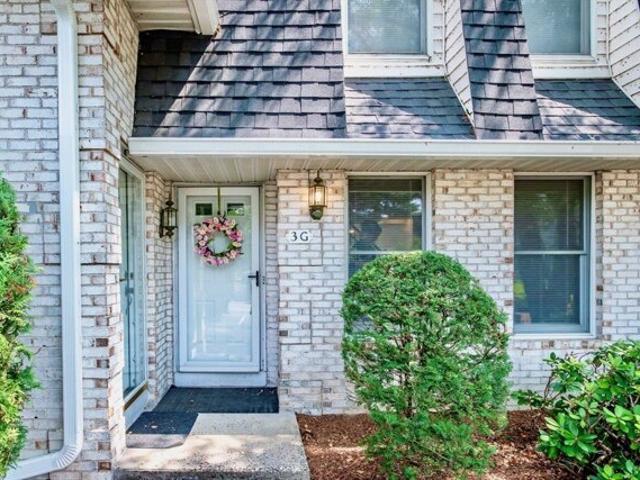 Mansion Woods Dr Unit G, Agawam, Condo For Sale