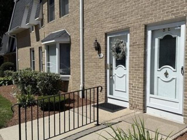 Mansion Woods Dr Unit D, Agawam, Condo For Sale
