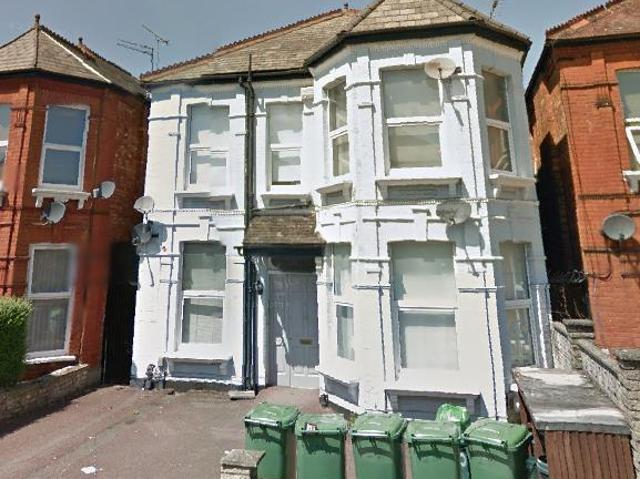 Manstone Road, London, NW2 1 bed apartment to rent £1,580 pcm £365 pw
