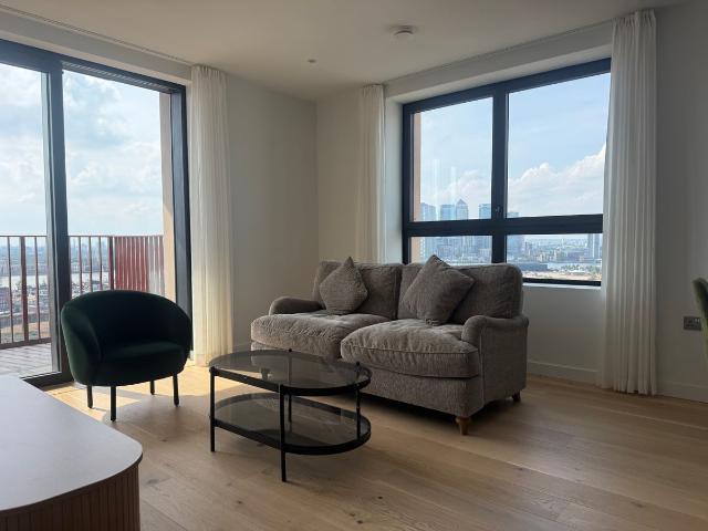 Mabyn Lane, Greenwich SE10, 2 bed flat to rent, £3,000 pcm | PrimeLocation
