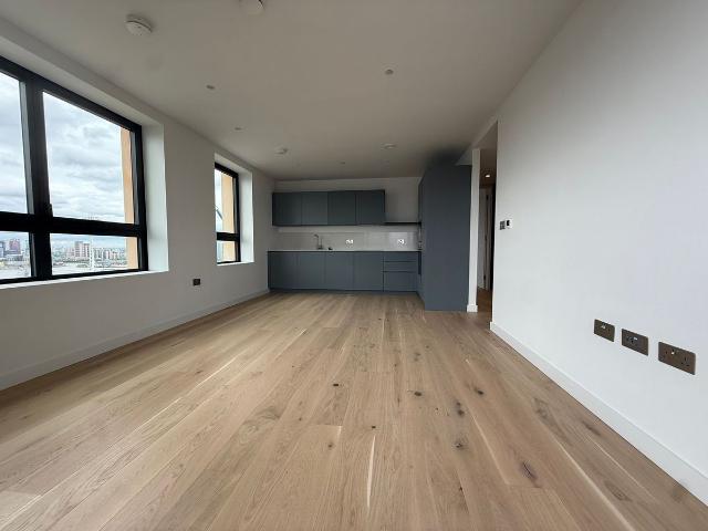 Mabyn Lane, Greenwich SE10, 2 bed flat to rent, £3,300 pcm | PrimeLocation