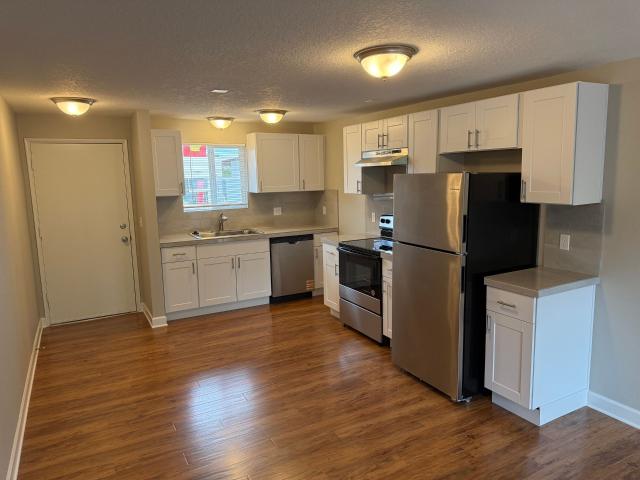 MAC CITY APARTMENTS