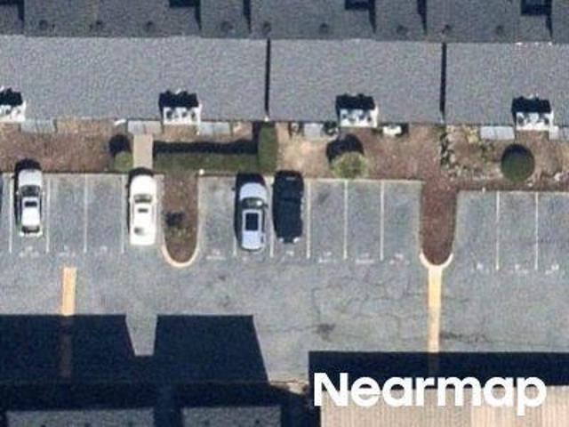 Macadam Rd S Apt D301