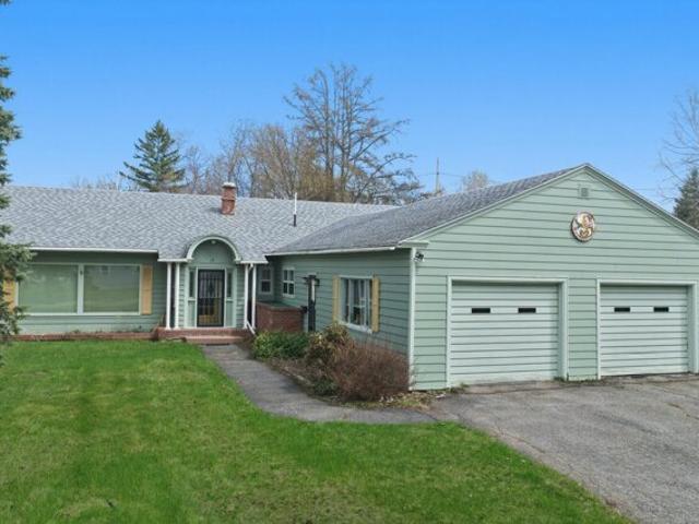 Macarthur Ave, Caribou, Home For Sale