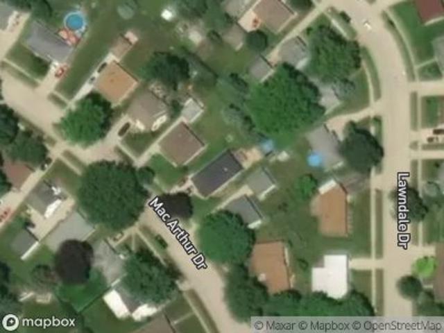 Macarthur Dr