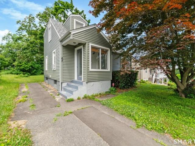 Macarthur Dr, Waterbury, Home For Sale