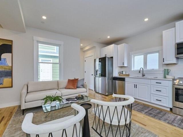 Macarthur St Unit,somerville, Condo For Sale