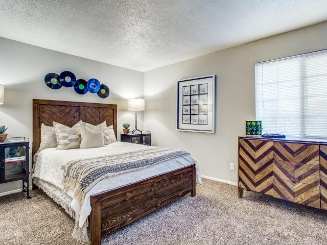 Macarthur Place 1 Bedroom Apartment for Rent at 2346 N Macarthur Blvd, Irving, TX 75062 Nichols Park