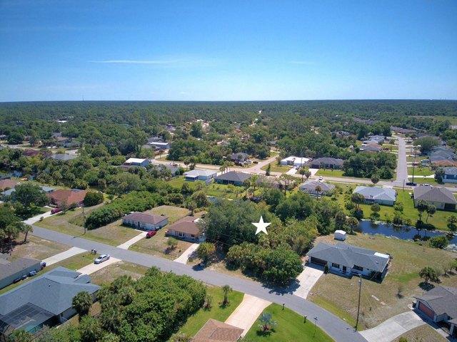 Maccaughey Dr, North Port, FL 34287