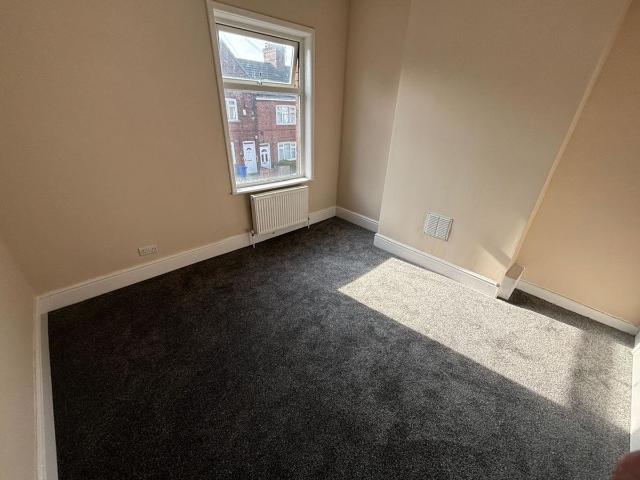 Macclesfield Street, Stoke On Trent ST6, 2 bed terraced house to rent, £725 pcm | PrimeLocation