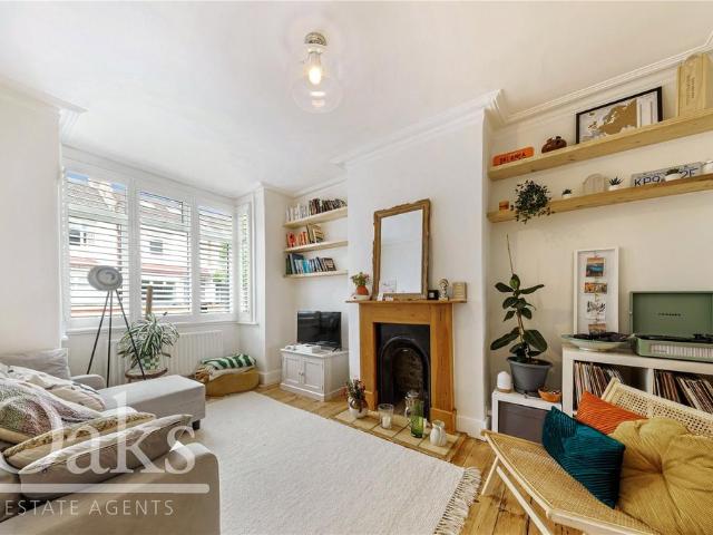 Macclesfield Road, South Norwood 3 bed terraced house to rent £2,300 pcm £531 pw