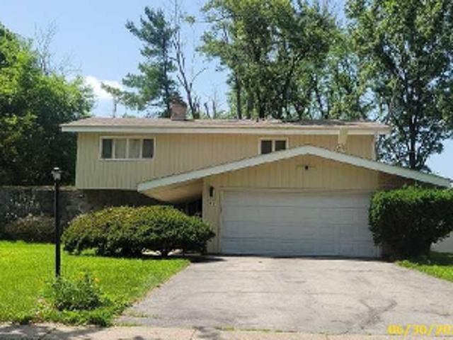 Macfarlane Cres