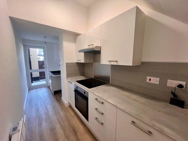 Machen Place, Riverside, Cardiff CF11, 1 bed flat to rent, £975 pcm | PrimeLocation