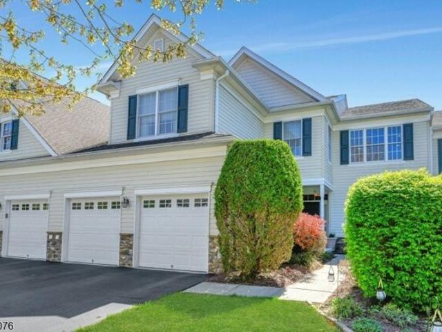 Mackenzie Ln N, Denville, Home For Sale