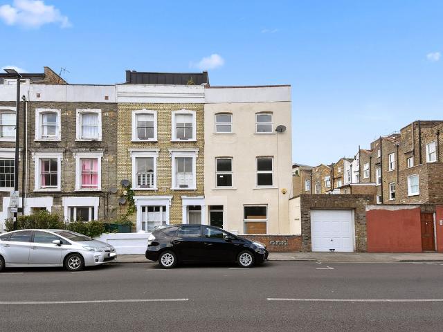 Mackenzie Road, Lower Holloway N7, 4 bed terraced house to rent, £4,250 pcm | PrimeLocation