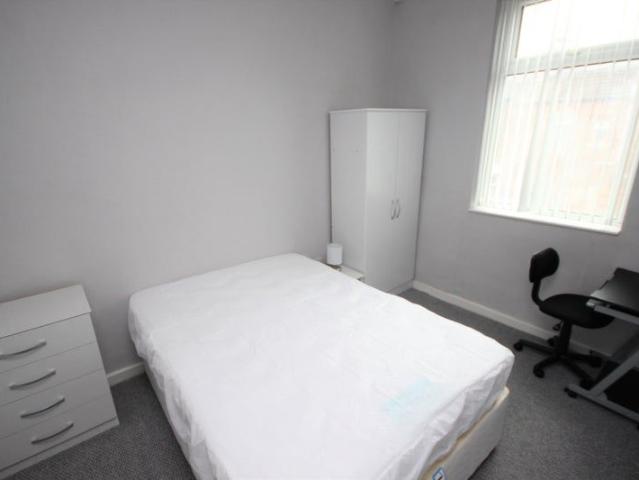 Mackenzie Road, Salford M7, 4 bed shared accommodation to rent, £2,080 pcm | PrimeLocation