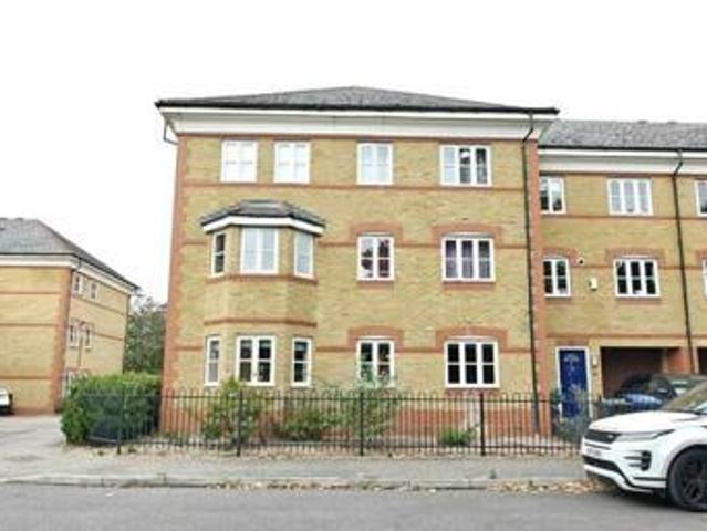 Mackensie Court, Winchmore Hill, 2 Bedroom Flat