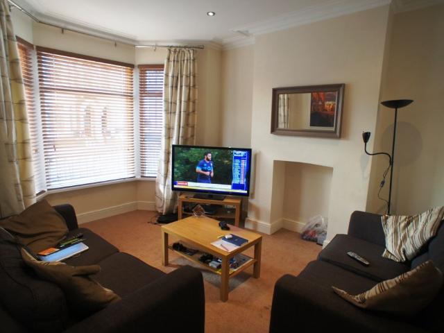 Mackintosh Place, Roath CF24, 4 bed terraced house to rent, £2,200 pcm | PrimeLocation