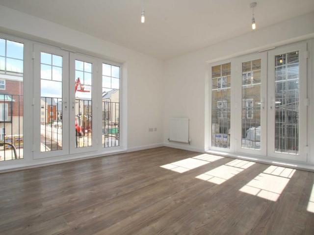 Mackintosh Street, Trinity Village. 2 bed apartment to rent £1,825 pcm £421 pw