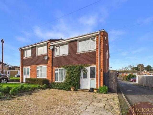 Maclean Close, Abington Vale, 3 Bedroom Semi detached