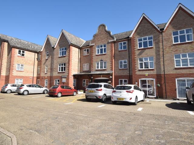 Macmillan Court CM2, 1 bed flat to rent, £1,050 pcm | PrimeLocation