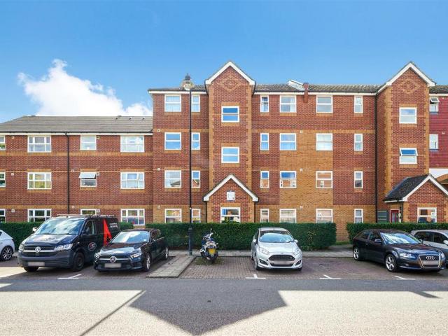 Macmillan Way, SW17 1 bed flat to rent £1,950 pcm £450 pw