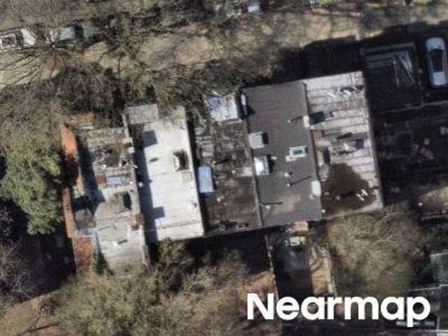 Macon St
