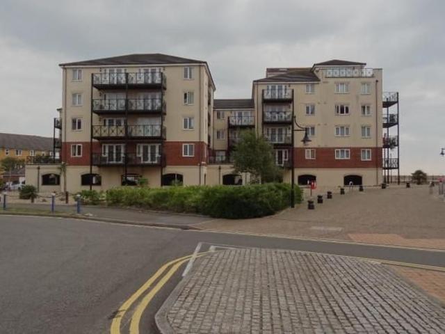 Macquarie Quay, Sovereign Harbour BN23, 2 bed flat to rent, £1,250 pcm | PrimeLocation