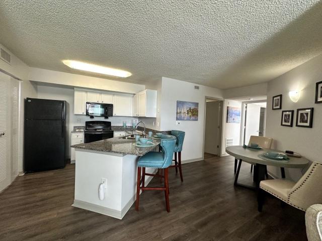 Madalyn Landing 2 Bedroom Apartment for Rent at 500 Malabar Rd Sw, Palm Bay, FL 32907