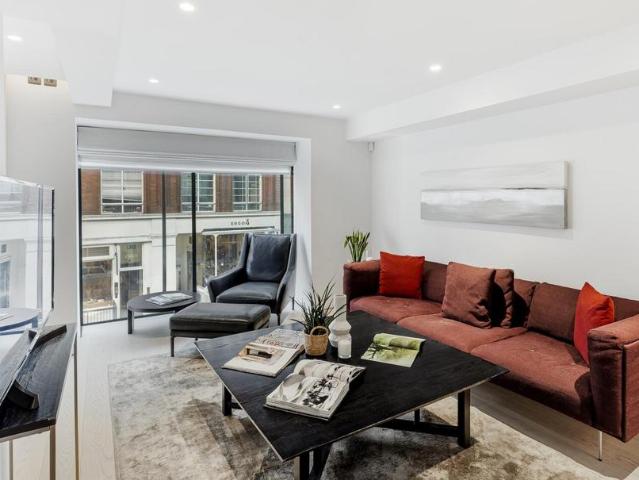 Maddox Street, W1S 1 bed flat to rent £4,950 pcm £1,142 pw