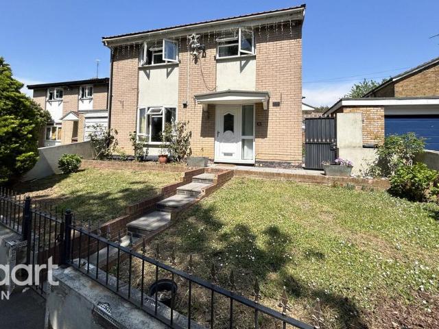 Made Feld, STEVENAGE 4 bed end of terrace house to rent £2,300 pcm £531 pw