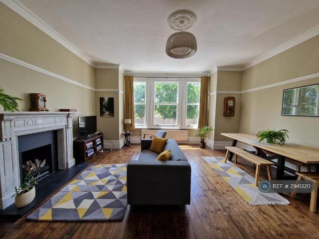 Madeira Avenue, Bromley, BR1 1 bed flat to rent £1,550 pcm £358 pw