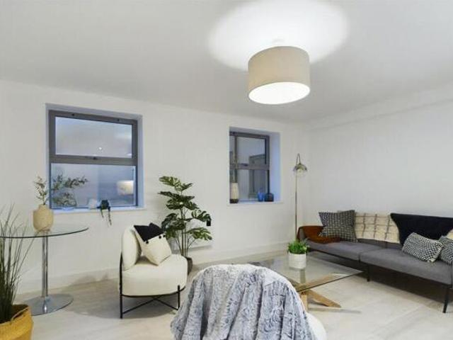 Madeira Lodge, Apartment,birnbeck Road, 2 Bedroom Apartment