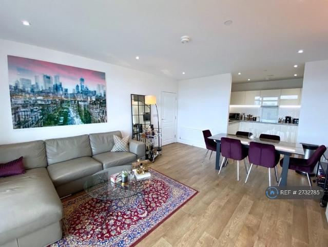 Madeira Street, London E14, E14 2 bed flat to rent £2,500 pcm £577 pw