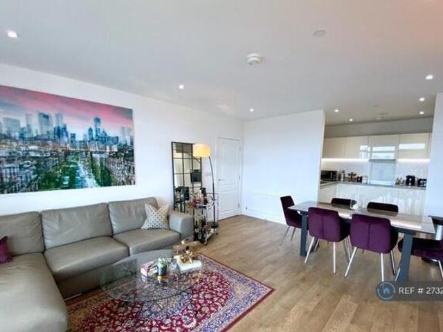 Madeira Street, London E, 2 Bedroom Flat