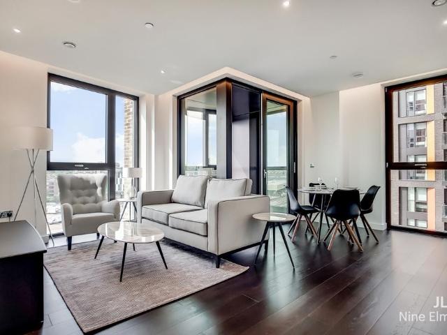 Madeira Tower, London SW11 2 bed apartment to rent £3,510 pcm £810 pw