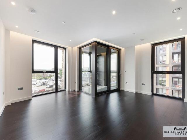 Madeira Tower, The Residence SW11, 2 bed flat to rent, £3,683 pcm | PrimeLocation