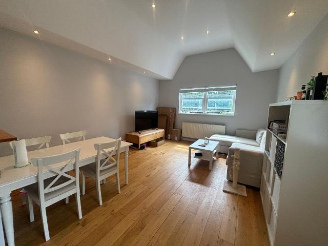 Madeley Road, Ealing W5, 2 bed flat to rent, £2,250 pcm | PrimeLocation