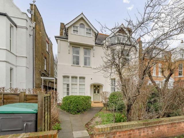 Madeley Road, London W5 1 bed flat to rent £1,870 pcm £432 pw