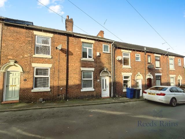 Madeley Street, Newcastle, Staffordshire ST5, 2 bed terraced house to rent, £795 pcm | PrimeLocation