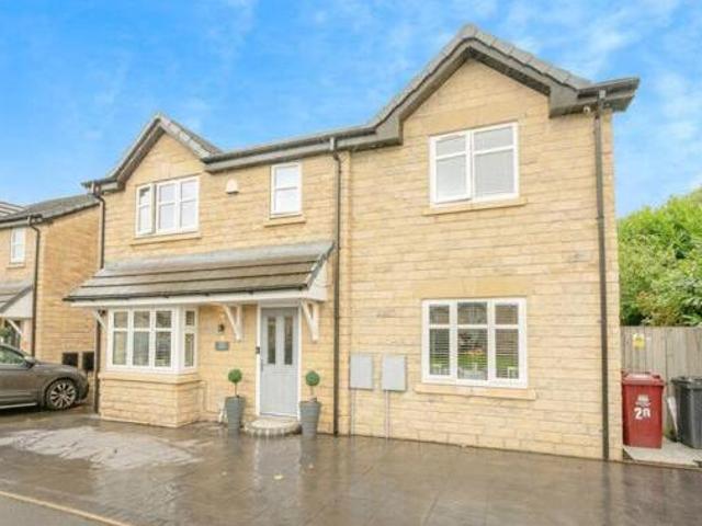 Maden Fold Bank, Burnley, 4 Bedroom Detached